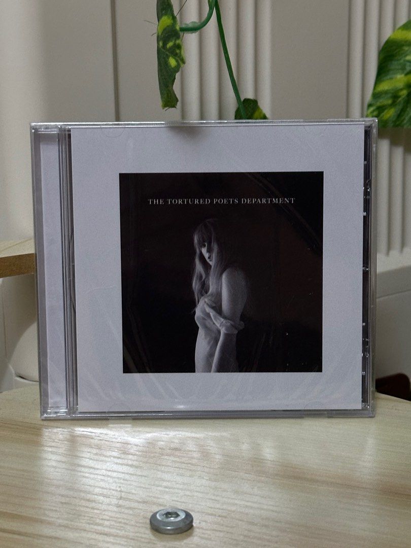 Taylor Swift TTPD CD + Bonus Track Fresh Out The Slammer, Hobbies ...