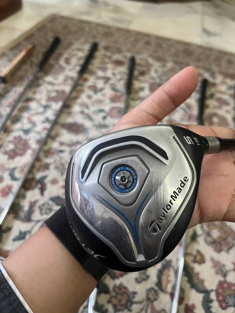 Taylormade Jetspeed 5 Wood / 19 Degree, Sports Equipment, Sports & Games, Golf on Carousell