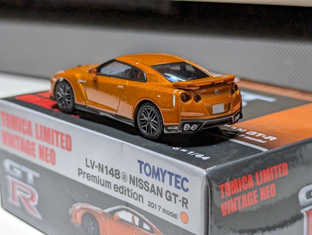 Tomica Limited Vintage Neo LV-N148A Nissan GTR R35 Premium Edition 2017 Orange 1/64, Hobbies ...