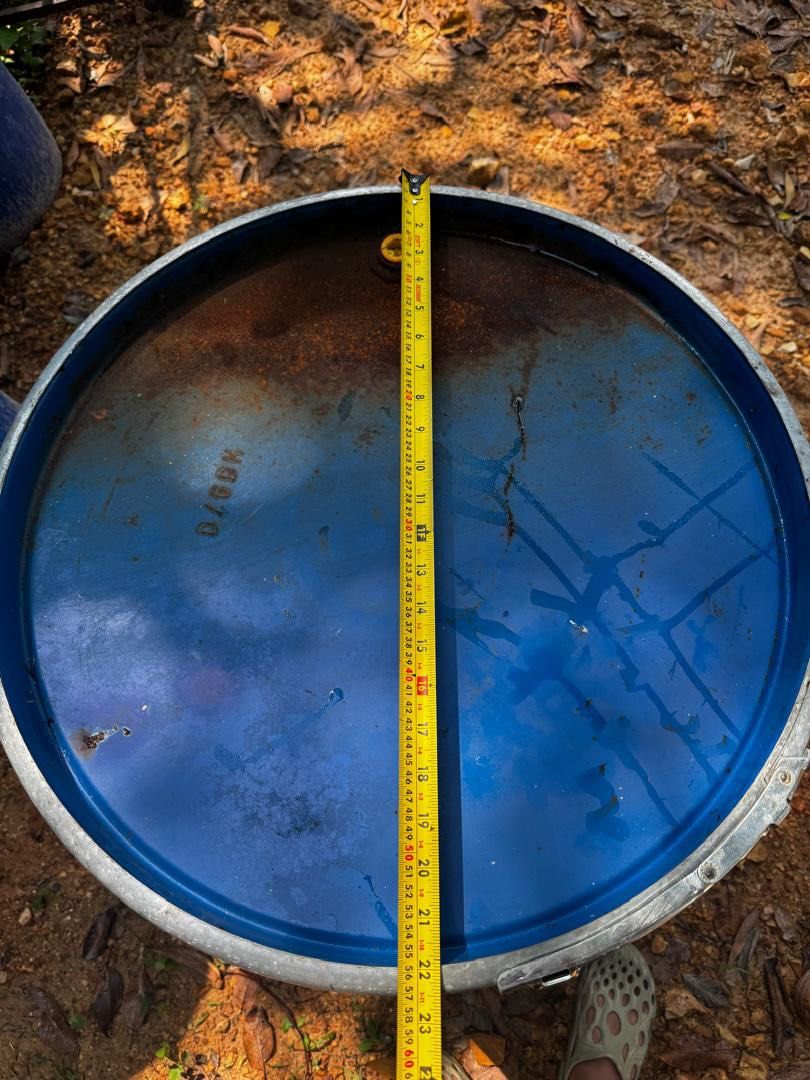 TONG BESI BIRU/TONG DRUM/TONG BBQ/200L, Furniture & Home Living ...