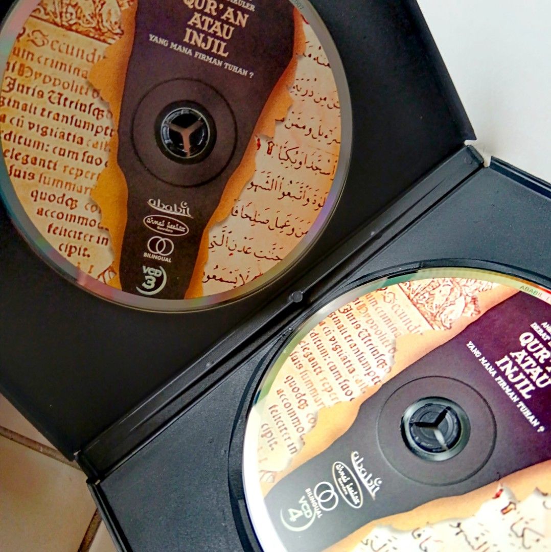 VINTAGE CLASSIC VCD Ahmed Deedat Debate Series: The Qu'ran or The Bible, Which is God's Word ...