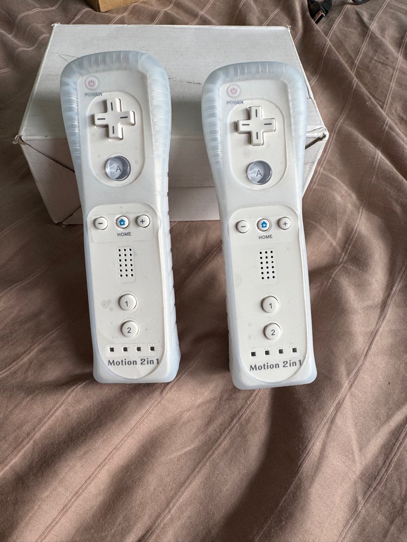 Wii controller, Video Gaming, Gaming Accessories, Controllers on Carousell