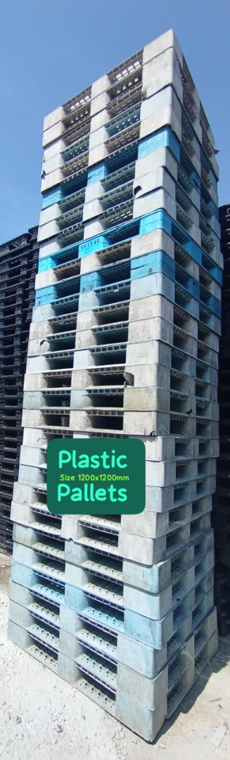 (4x4) plastic pallet, Furniture & Home Living, Outdoor Furniture on ...