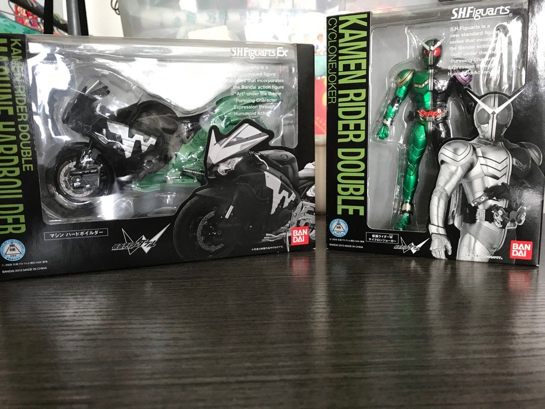 中古已開 不是真骨雕 shf shfiguarts Kamen rider double cyclonejoker 幪面超人 W 仮面 ...
