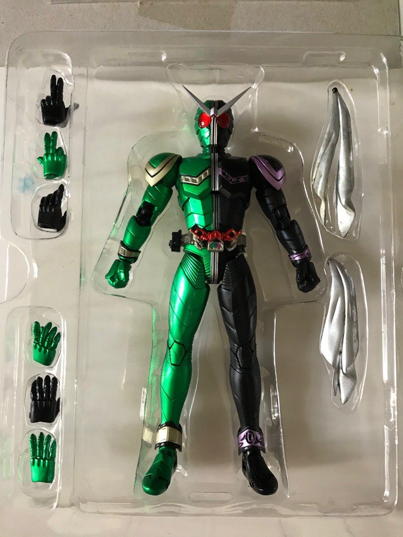 中古已開 不是真骨雕 shf shfiguarts Kamen rider double cyclonejoker 幪面超人 W 仮面 ...