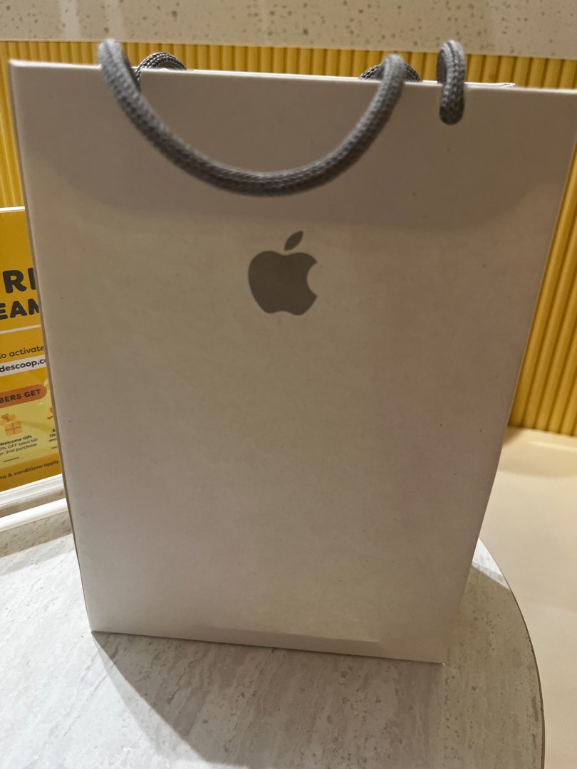 Apple paper bag, Announcements on Carousell