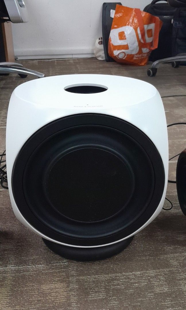 Beosound CD player 9000-MK3 and Beolab speakers, Audio, Soundbars ...