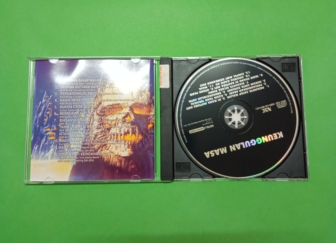 CD MASA : KEUNGGULAN ALBUM (1999) MALAY ROCK SLOW ROCK KAPAK MASA SCARECROW, Hobbies & Toys ...