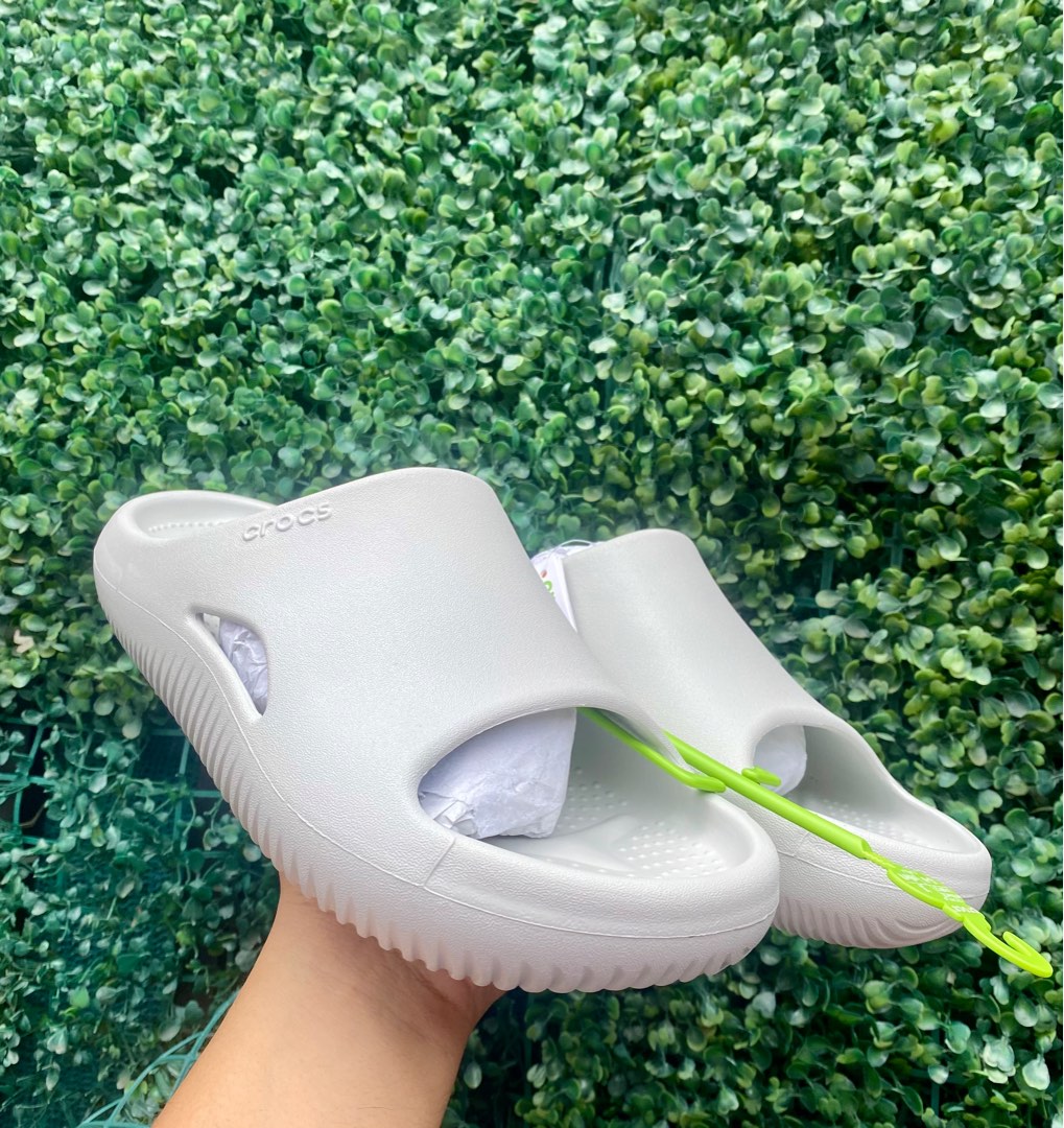 Crocs Mellow Recovery Slides Atmosphere M10, Men's Fashion, Footwear ...