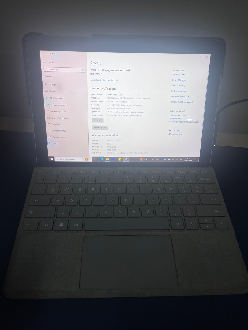 Microsoft Surface Go 8g/128gb, Computers & Tech, Laptops & Notebooks on Carousell