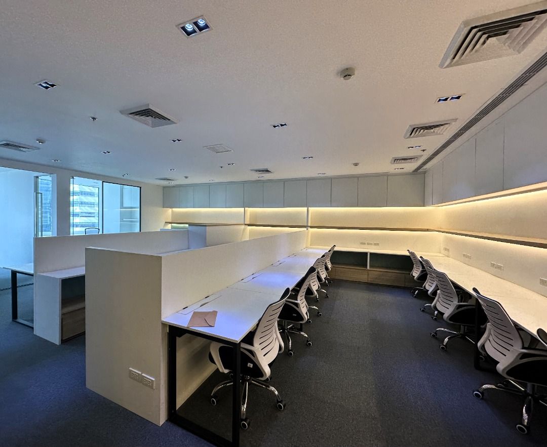 Philippine Stock Exchange (PSE) BGC fitted office for Sale, 1 Parking ...