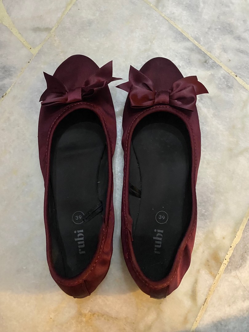 Rubi Flats, Women's Fashion, Footwear, Flats on Carousell