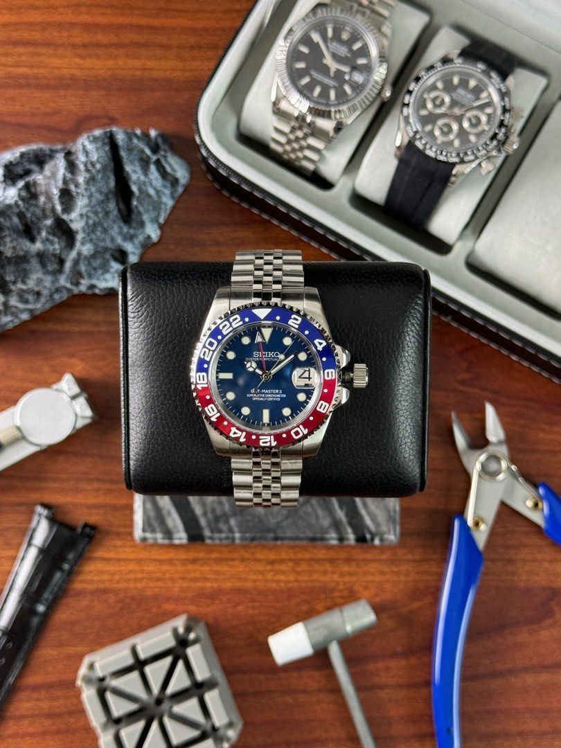 (SALE) Seiko GMT Master ii Pepsi Watch, Luxury, Watches on Carousell