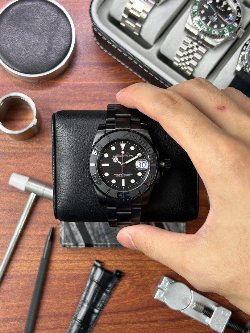 Seiko Stealth Yachtmaster in Black and Red Dial (BULK), Luxury, Watches ...