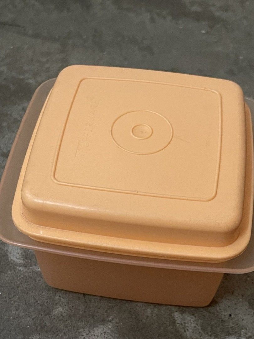 Tupperware vintage, Furniture & Home Living, Kitchenware & Tableware ...