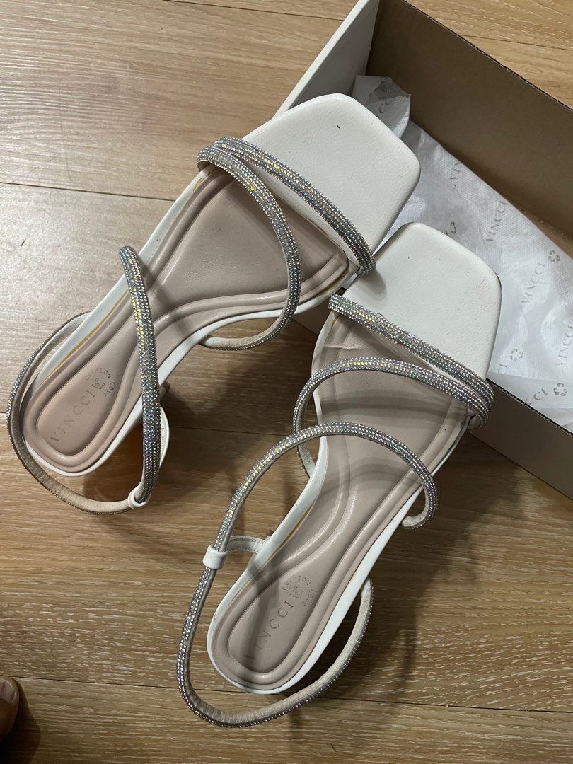 Vincci heels, Women's Fashion, Footwear, Heels on Carousell