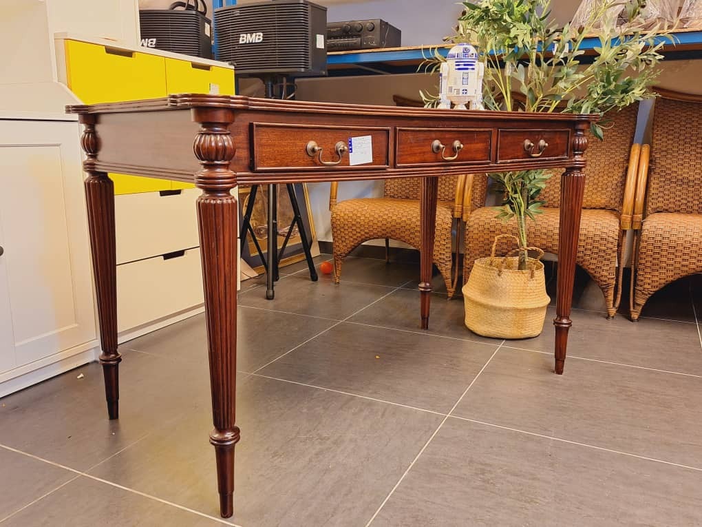 Vintage Colonial Regency Solid Mahogany Console Table | Meja Konsol ...