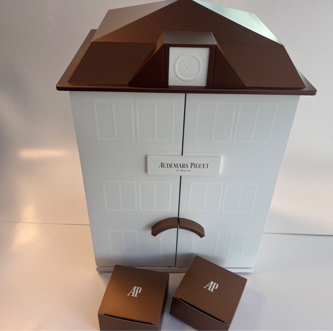 全新 AUDEMARS PIGUET 愛彼 Watch Box mooncake set 月餅 錶盒, 名牌, 手錶 - Carousell