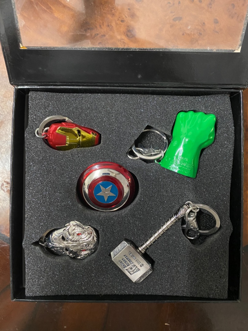 avengers age of ultron key chain fullset, Hobbies & Toys, Collectibles ...