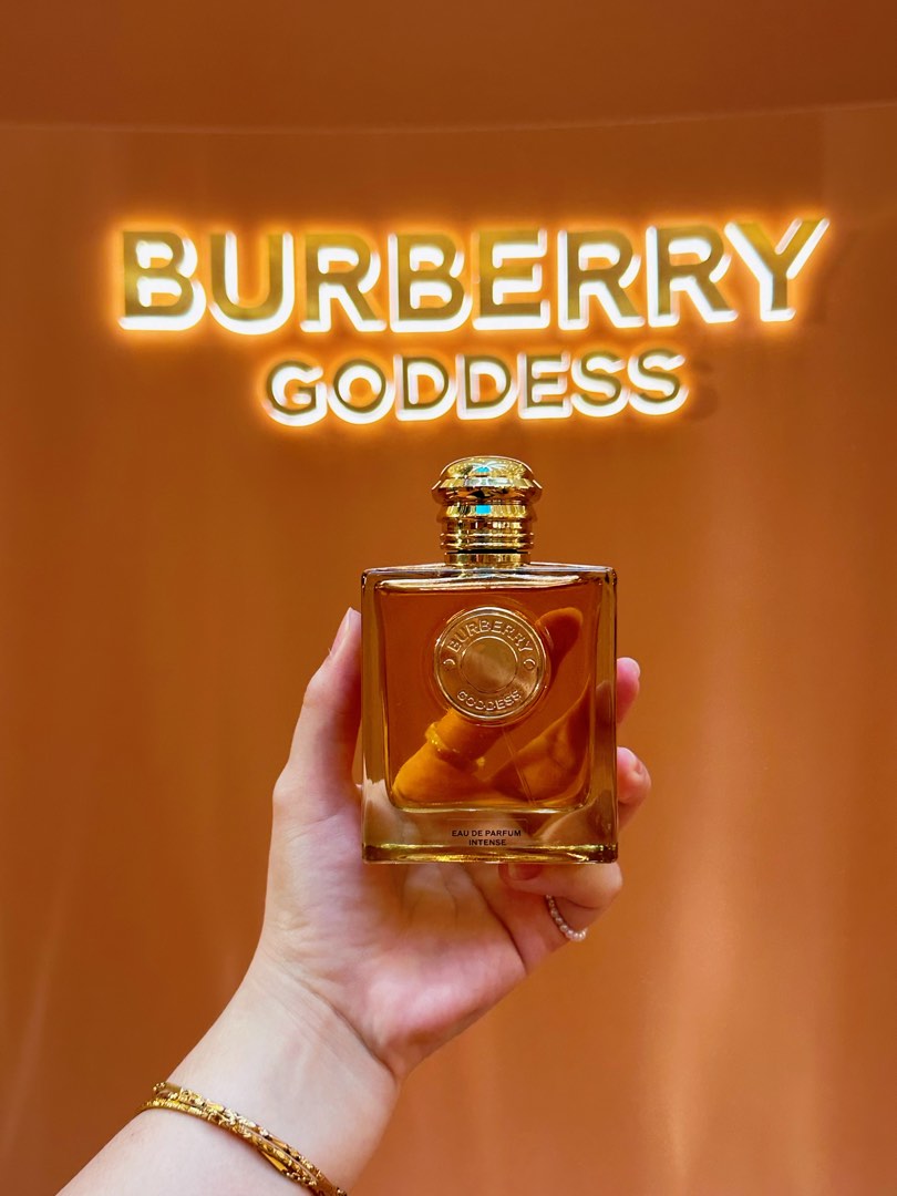 Burberry goddess, Beauty & Personal Care, Fragrance & Deodorants on ...