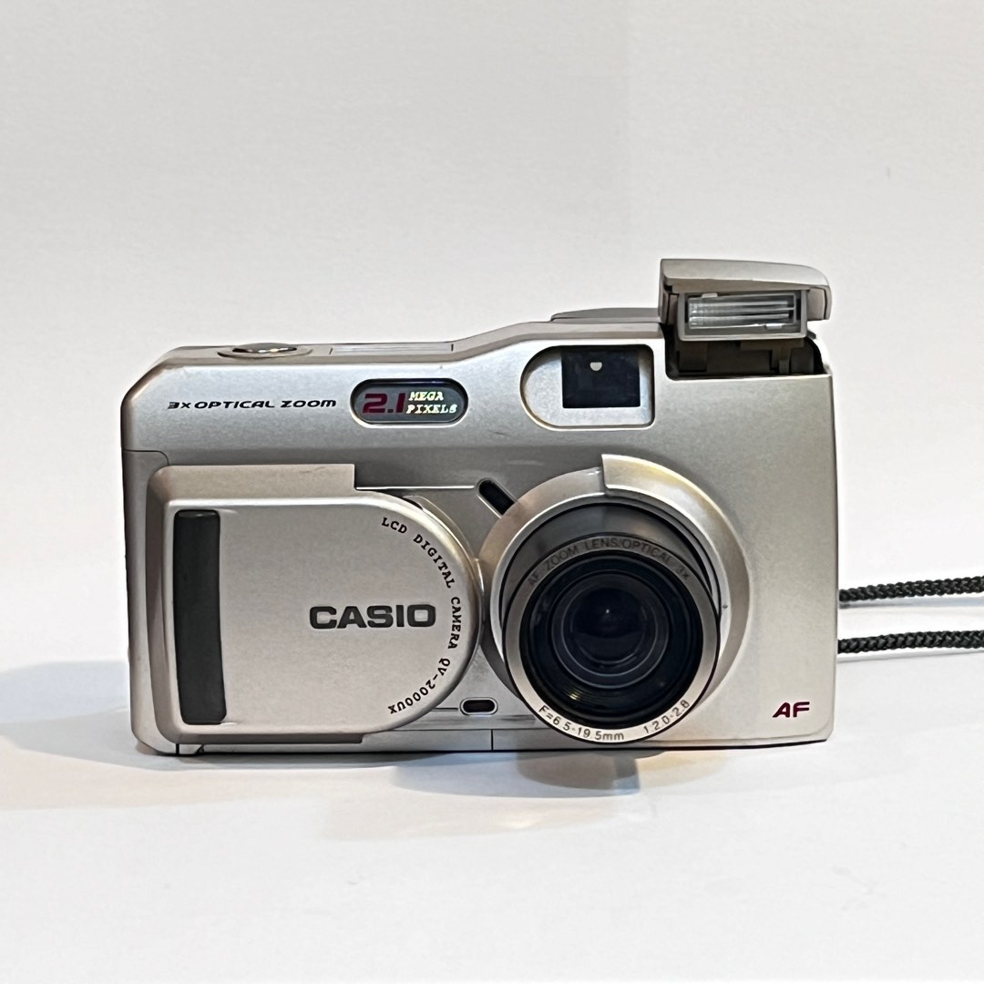 Casio QV-2000UX 2.1mp CCD camera, Photography, Cameras on Carousell