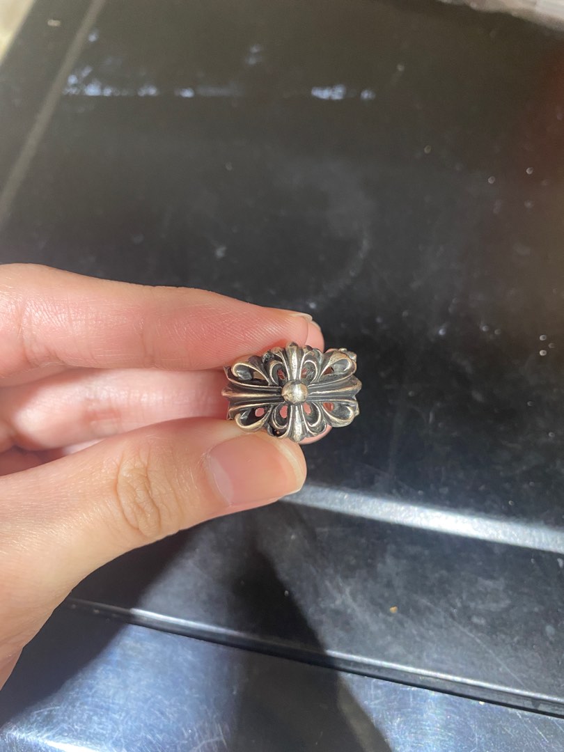 Chrome hearts double floral ring, 名牌, 飾物及配件 - Carousell