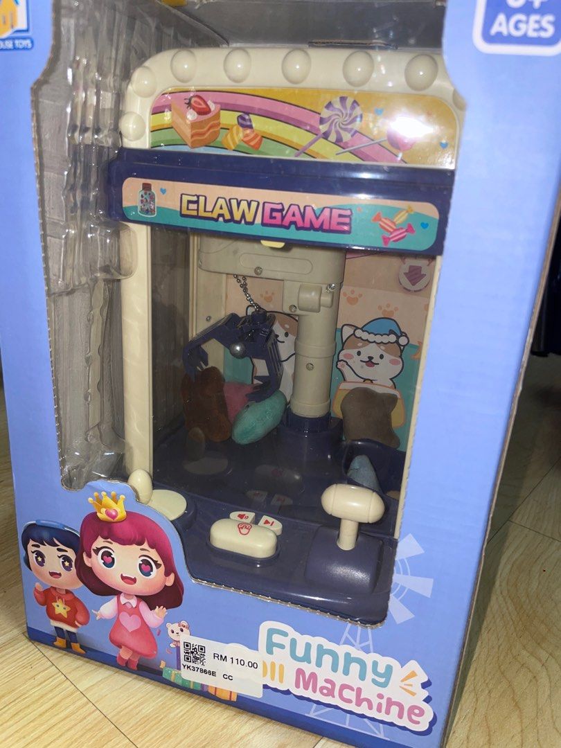 Claw funny machine toy, Hobbies & Toys, Toys & Games on Carousell