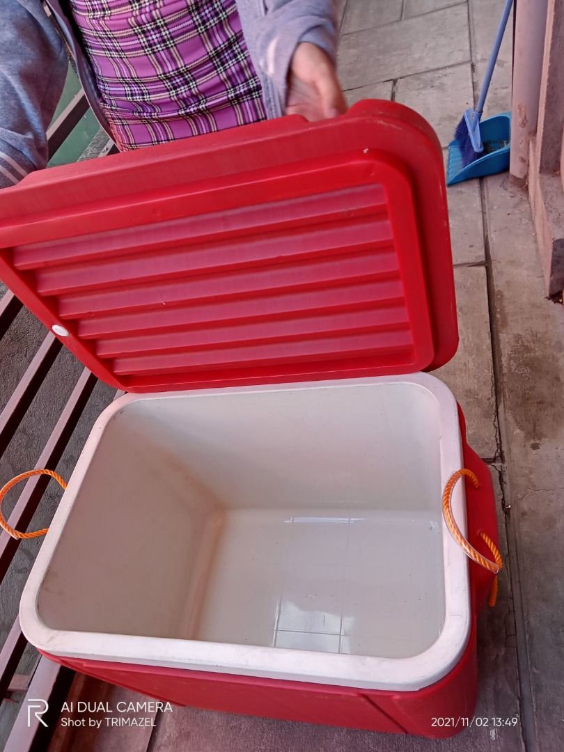 COOLER BOX 110 LITERS, Furniture & Home Living, Home Improvement ...