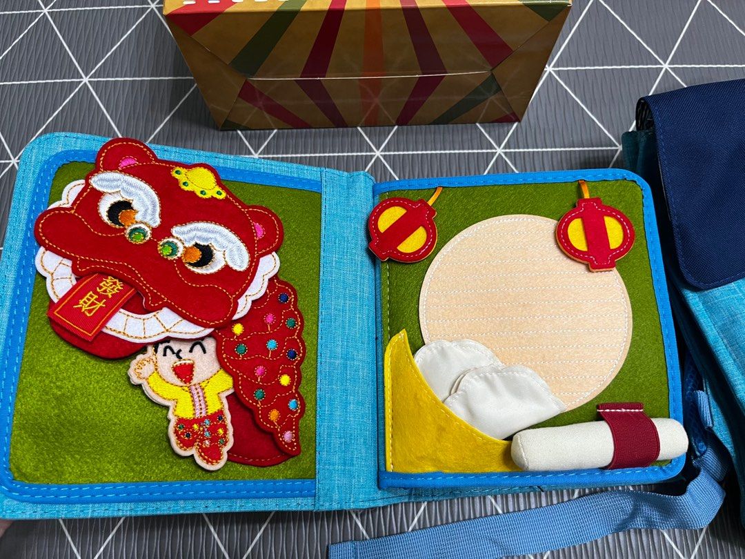 Elf my first book, Hobbies & Toys, Toys & Games on Carousell