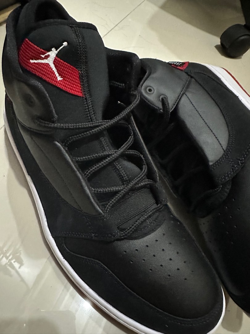 Jordan Fadeaway, Men's Fashion, Footwear, Sneakers on Carousell