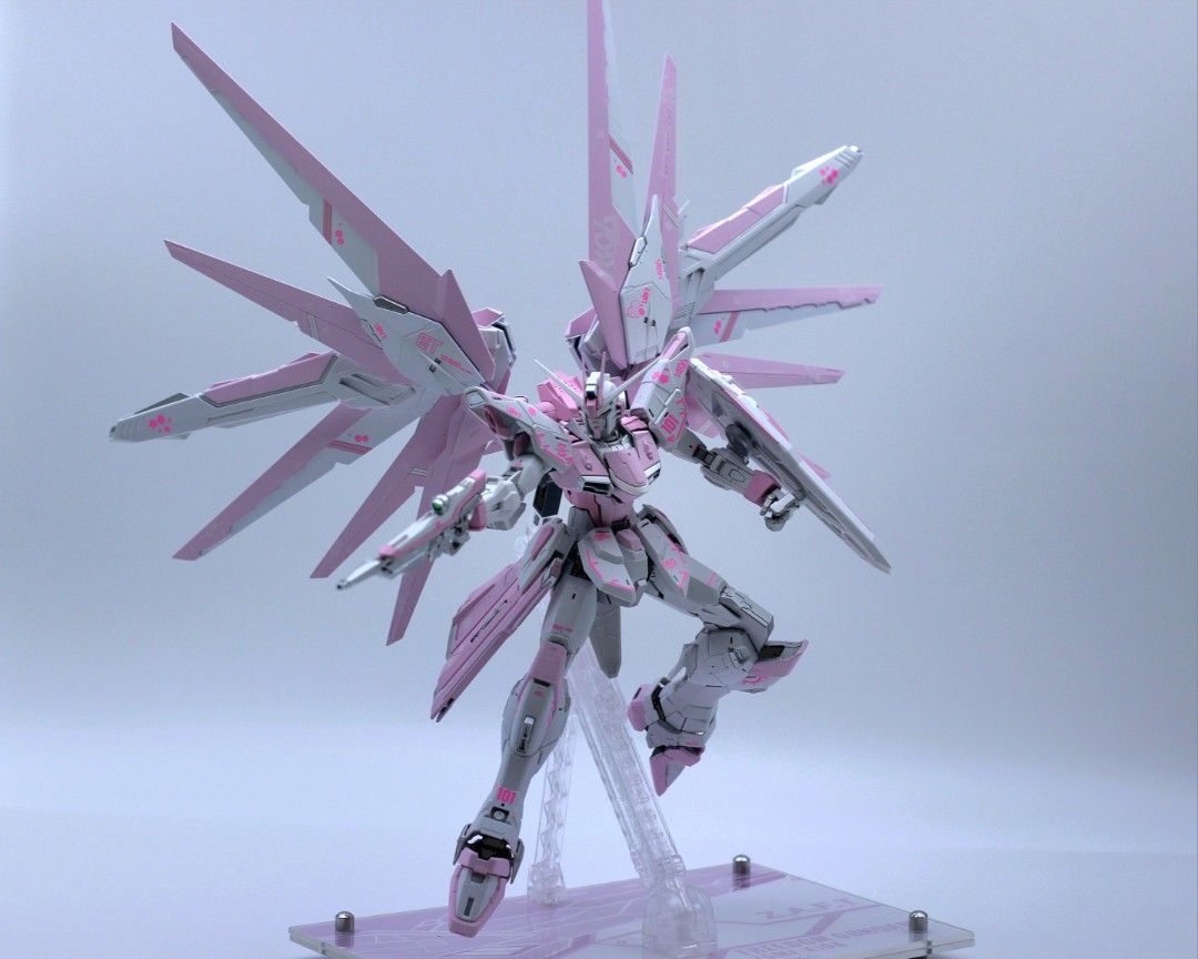 MG Sakura Freedom Gundam, Hobbies & Toys, Toys & Games on Carousell