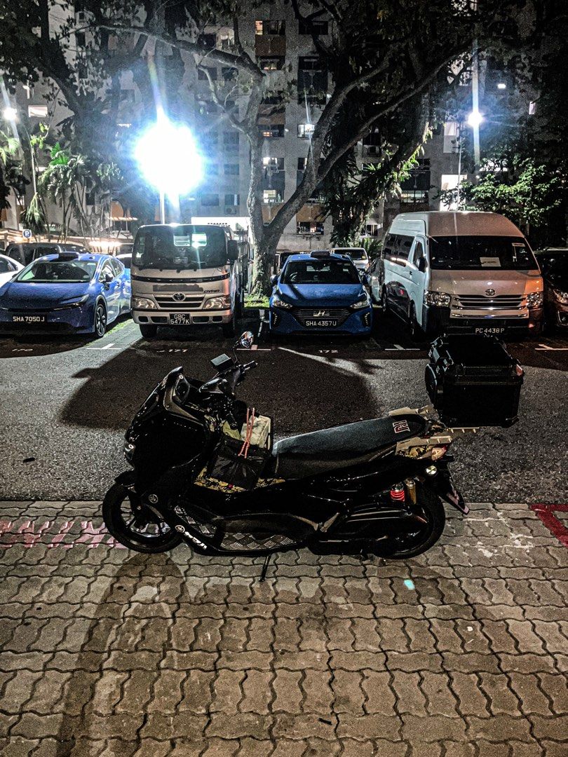 Nmax V2 Param Foldable Rack/ Rack Lipat, Motorcycles, Motorcycle ...