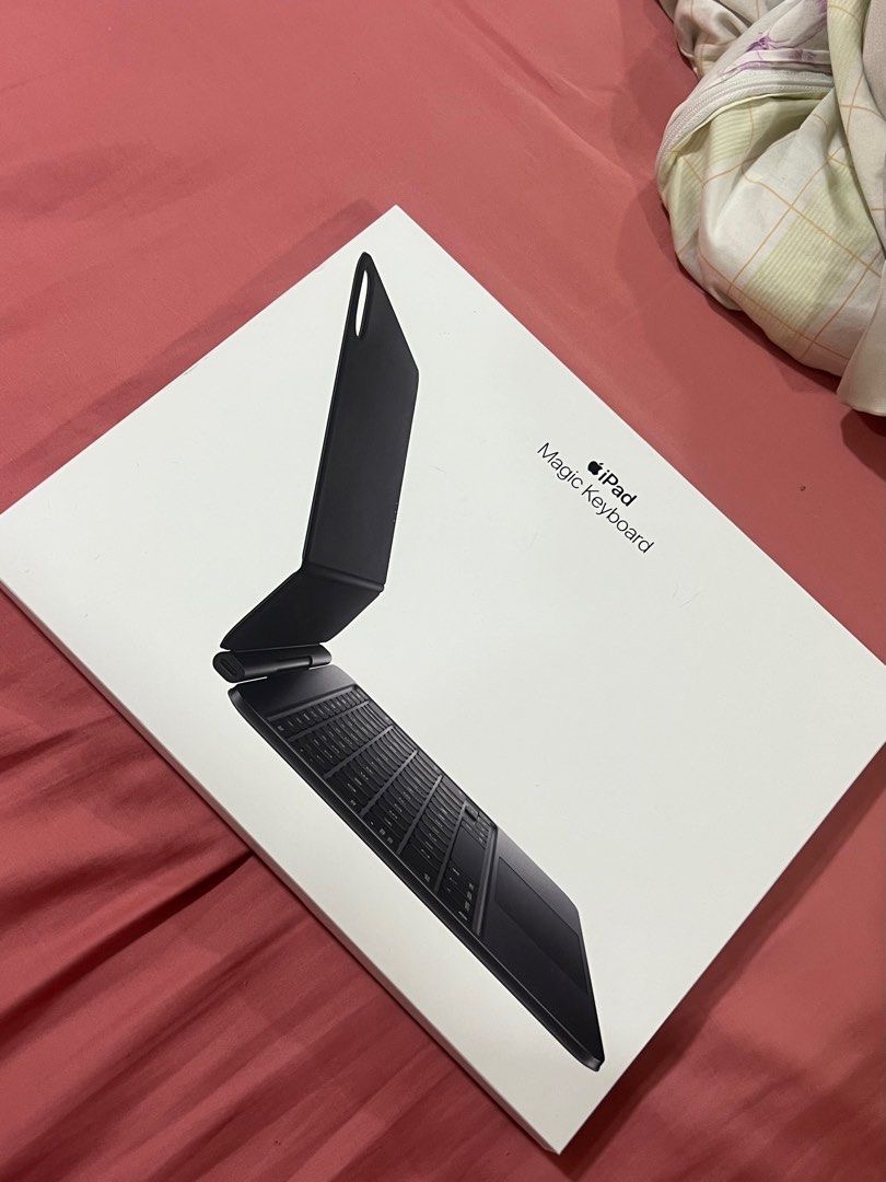 Original ipad pro 11 inch magic keyboard, Computers & Tech, Laptops ...
