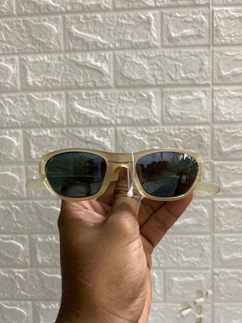 Sunglasses Oakley 2000s Bootleg, Men's Fashion, Watches & Accessories ...