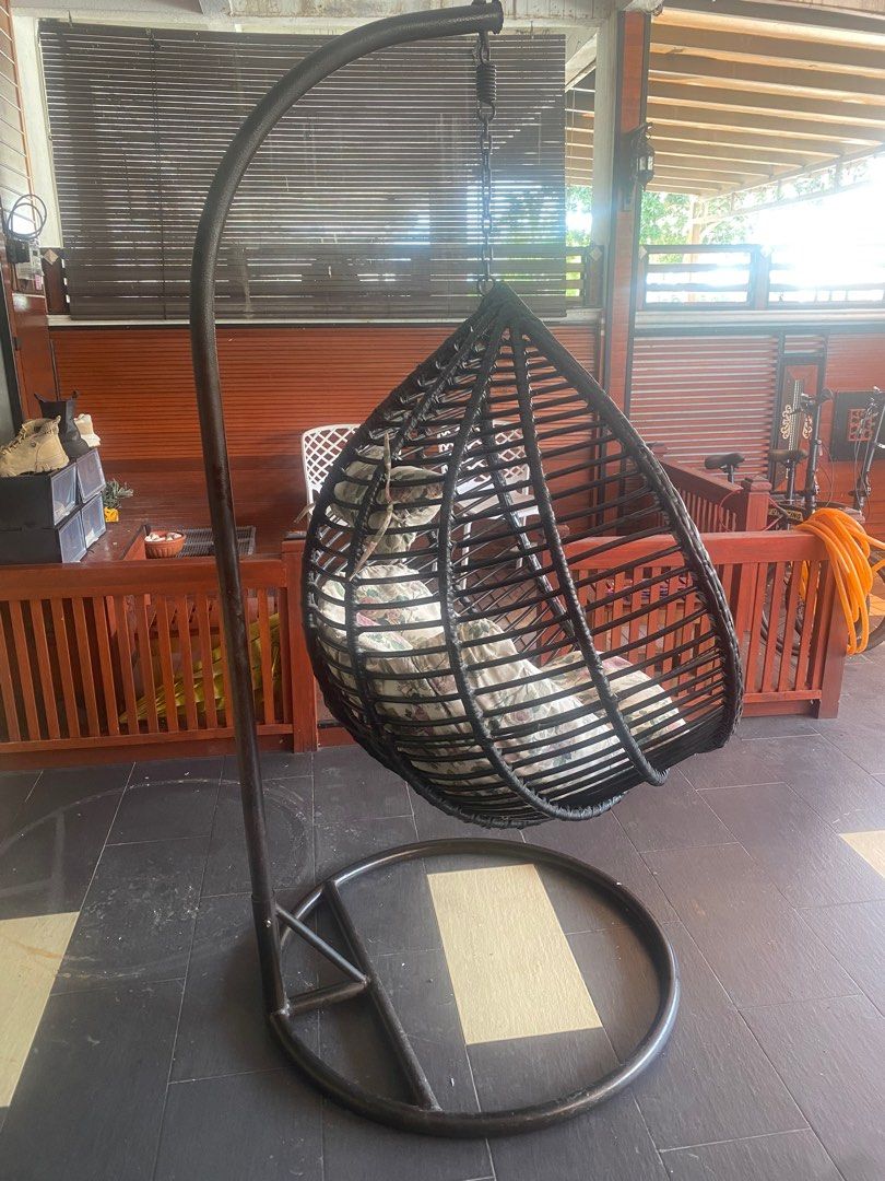 ( BUAIAN ROTAN) untuk dijual, Furniture & Home Living, Furniture ...