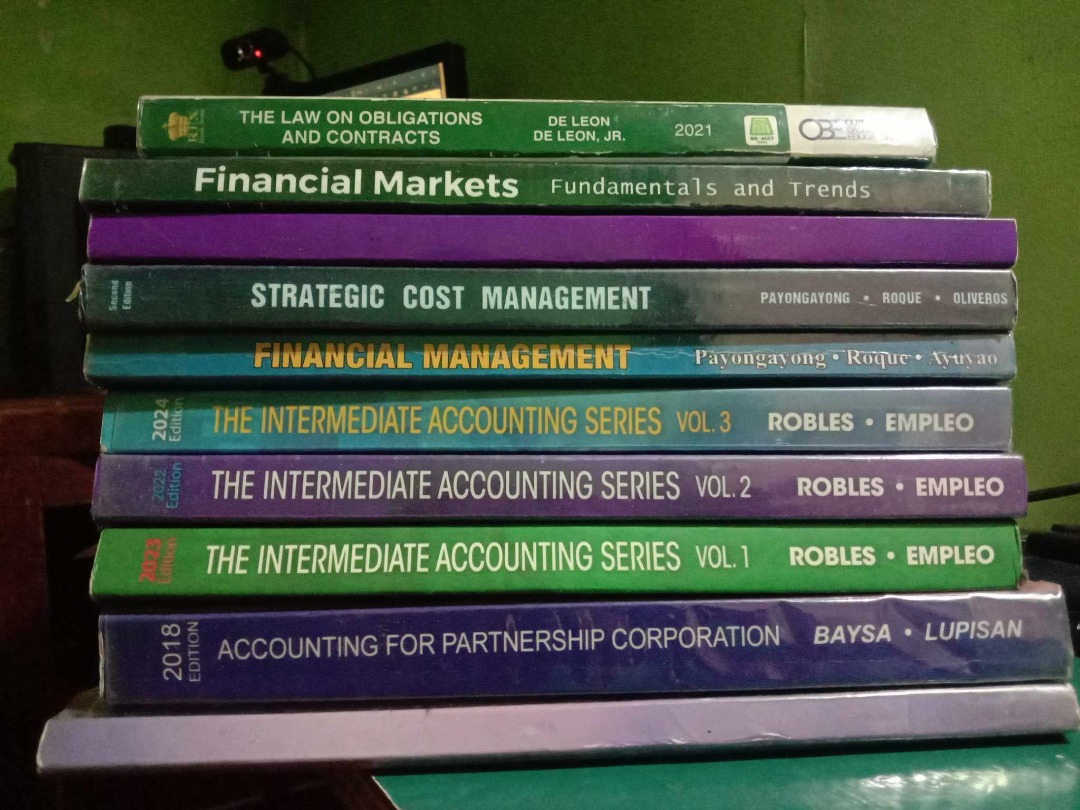 ACCOUNTING BOOKS, Hobbies & Toys, Books & Magazines, Textbooks on Carousell