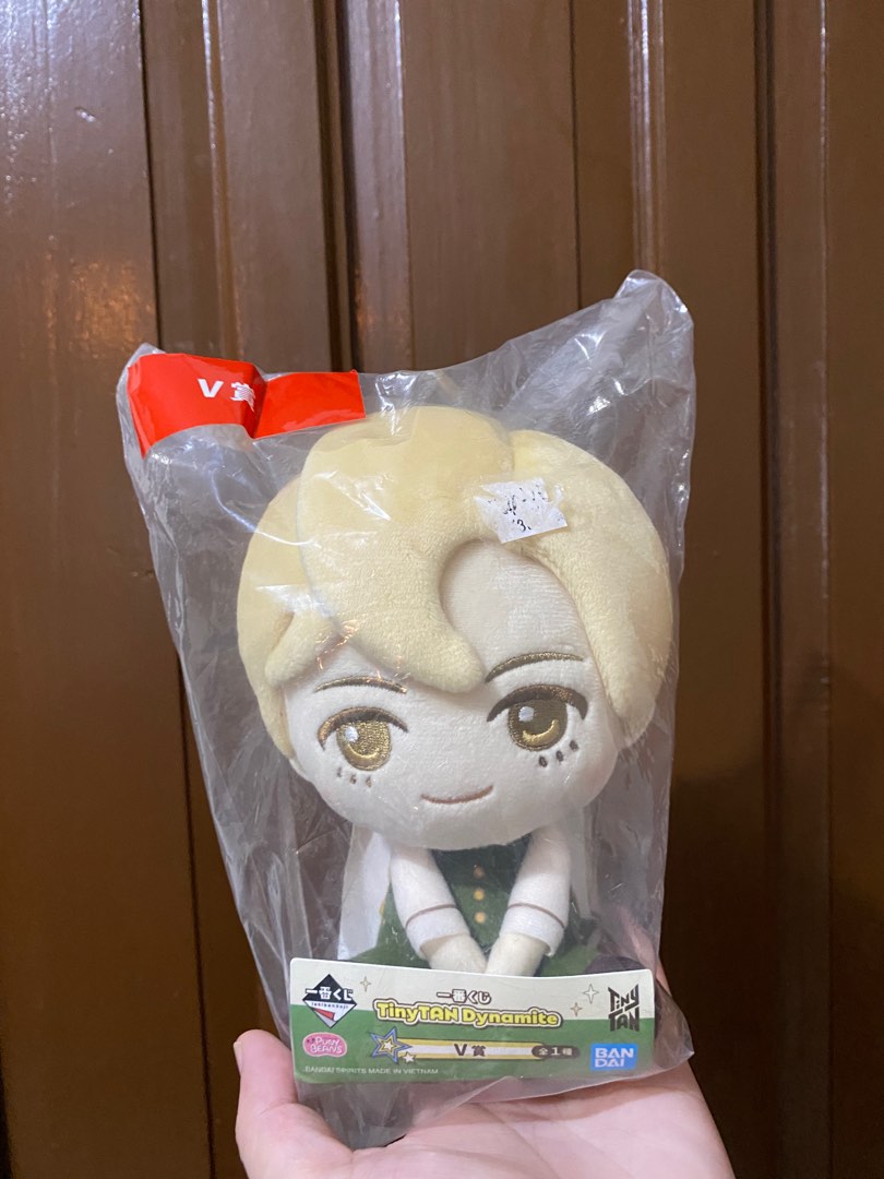 BTS V Dynamite tinytan doll, Hobbies & Toys, Memorabilia & Collectibles, K-Wave on Carousell