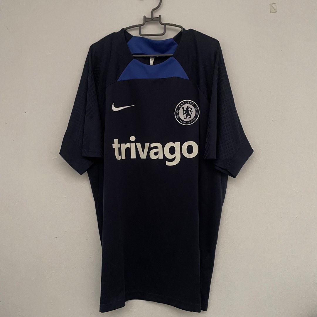 Chelsea Training kit, Men's Fashion, Activewear on Carousell