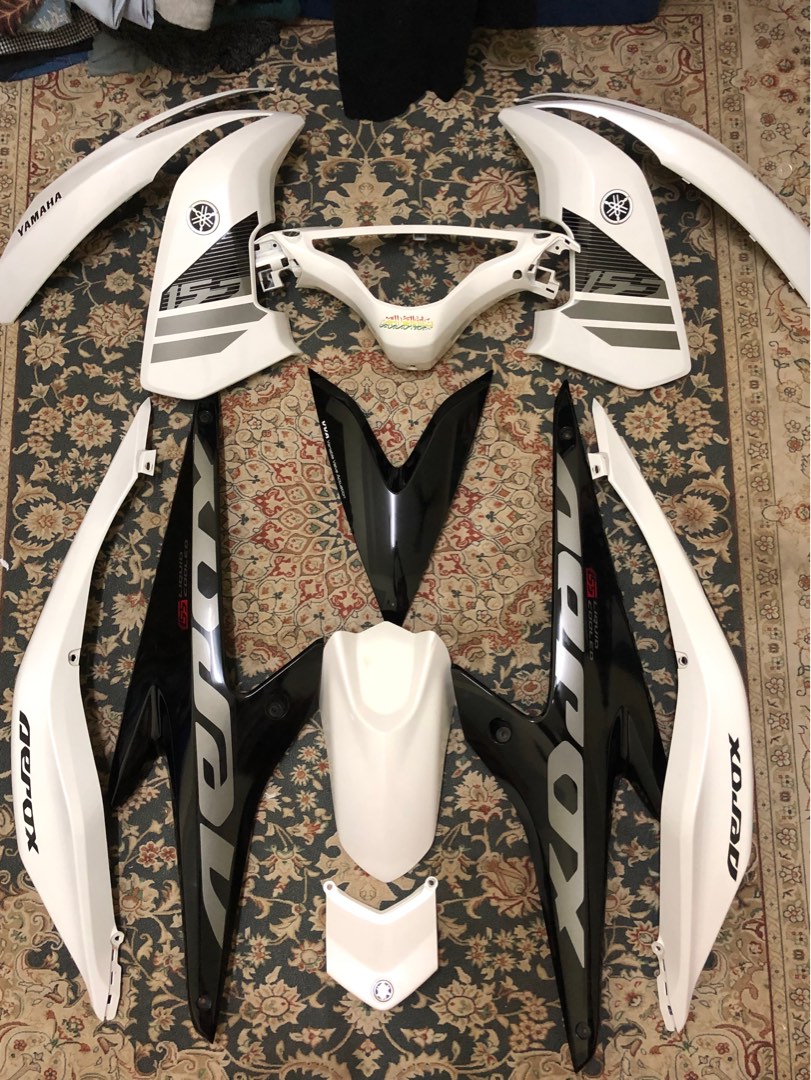 Coverset Yamaha Nvx V1 Panda Putih, Motorbikes on Carousell