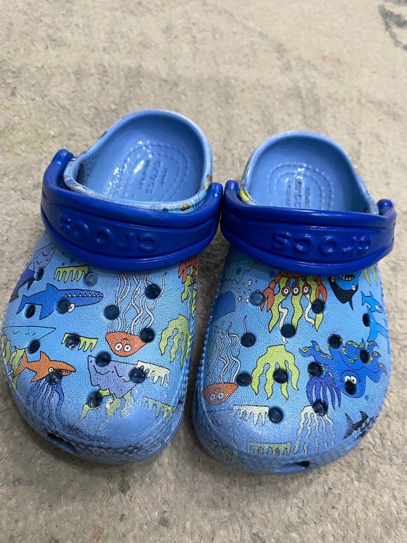 Crocs, Babies & Kids, Babies & Kids Fashion on Carousell