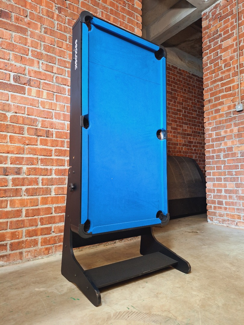 Decathlon GEOLOGIC BT 500 Foldable Billiard Pool Table Set w/ Cues ...