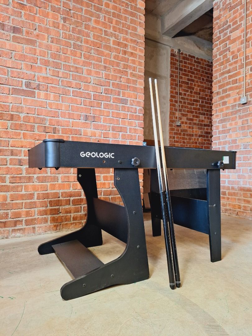 Decathlon GEOLOGIC BT 500 Foldable Billiard Pool Table Set w/ Cues ...