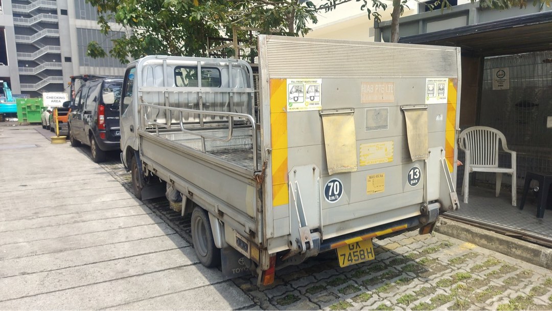 DYNA LORRY POWER TAILGATE, Car Accessories, Accessories on Carousell