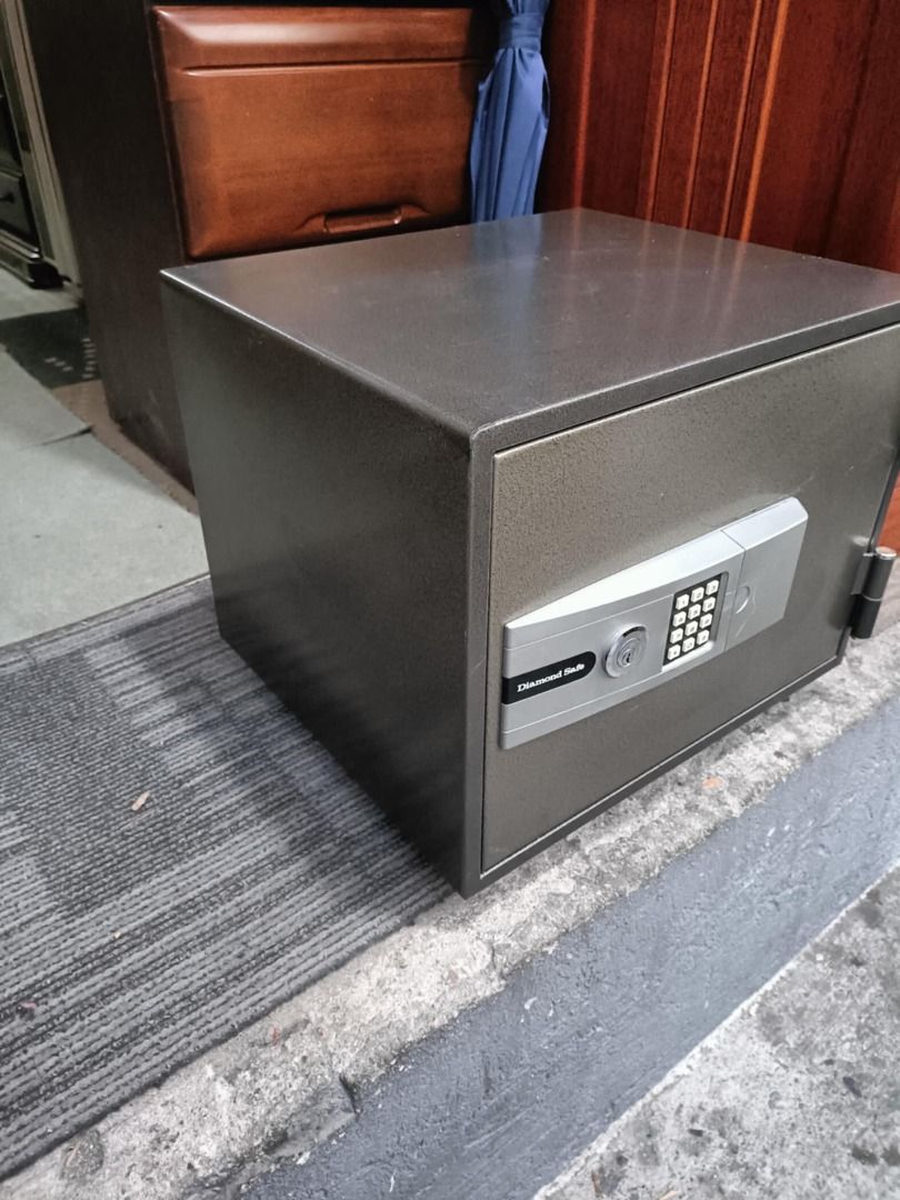 fieproof safety vault key operated only, Furniture & Home Living ...