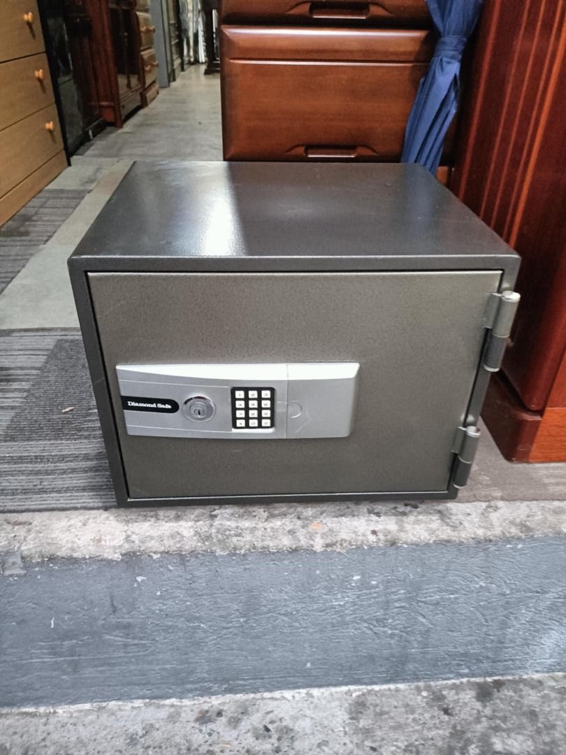 fieproof safety vault key operated only, Furniture & Home Living ...