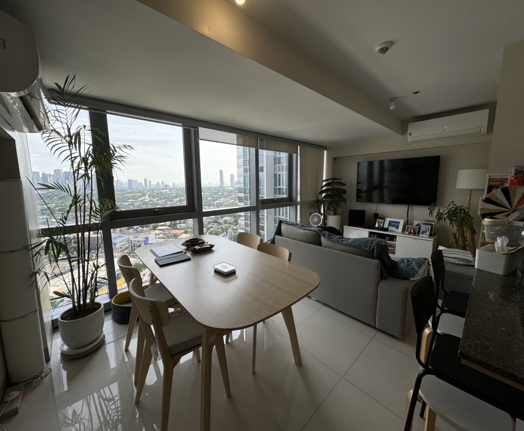 For Sale: 2 Bedrooms Condo Unit in Eastwood Global Plaza, Quezon City ...