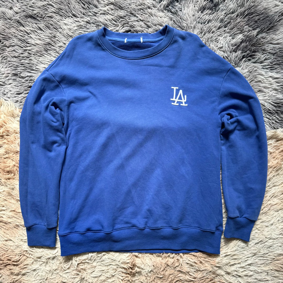LA Dodgers Sweater, Men's Fashion, Coats, Jackets and Outerwear on ...