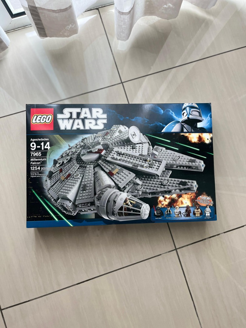 LEGO 7965 millennium falcon, Hobbies & Toys, Toys & Games on Carousell
