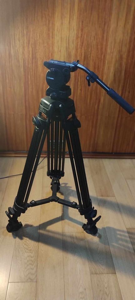 Libec RS-450DM Tripod System with Mid-level Spreader Payload 4.5-10.5KG (24 pounds), Photography ...