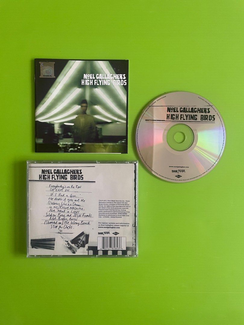 Oasis Noel Liam Gallagher Album CD, Hobbies & Toys, Music & Media, CDs ...